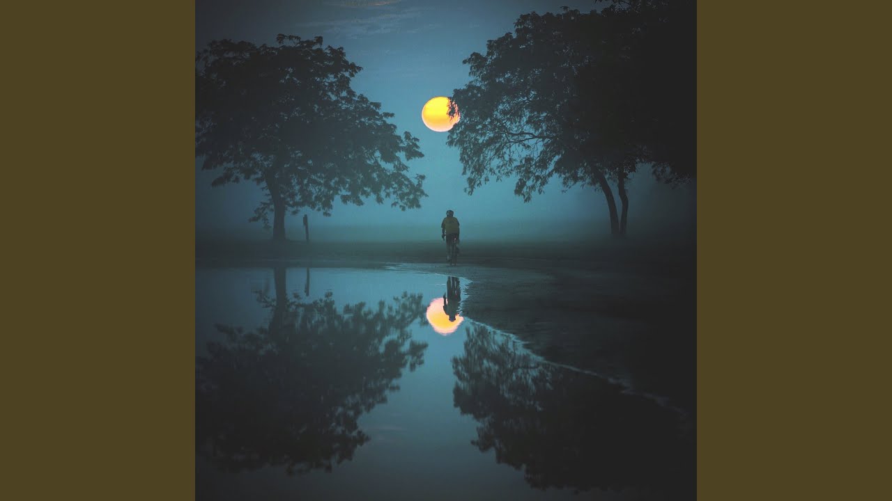 Moon River - YouTube