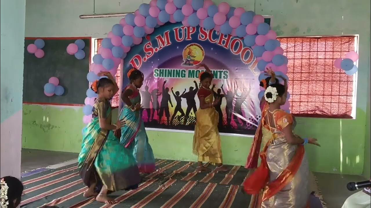 D.S.M. U.P SCHOOL SHINING MOMENTS .... GIRLS DANCE PERFORMANCE - YouTube