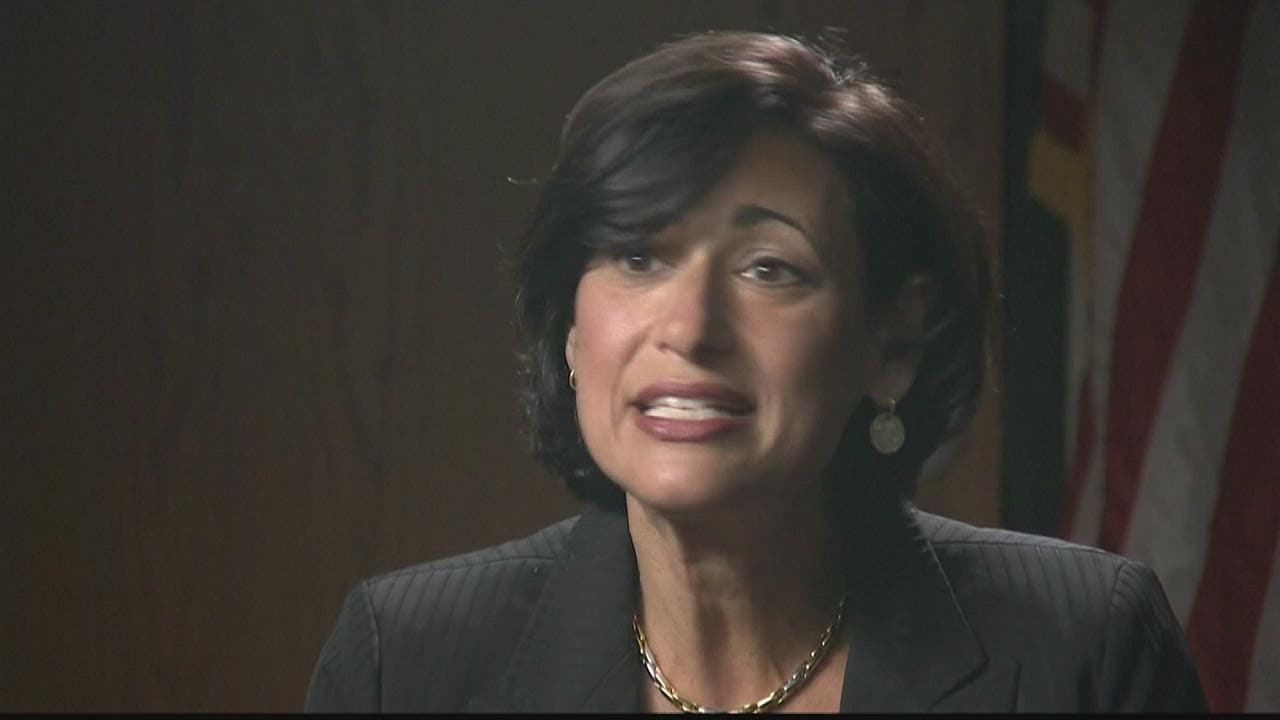 CDC director says we're entering new phase of pandemic - YouTube