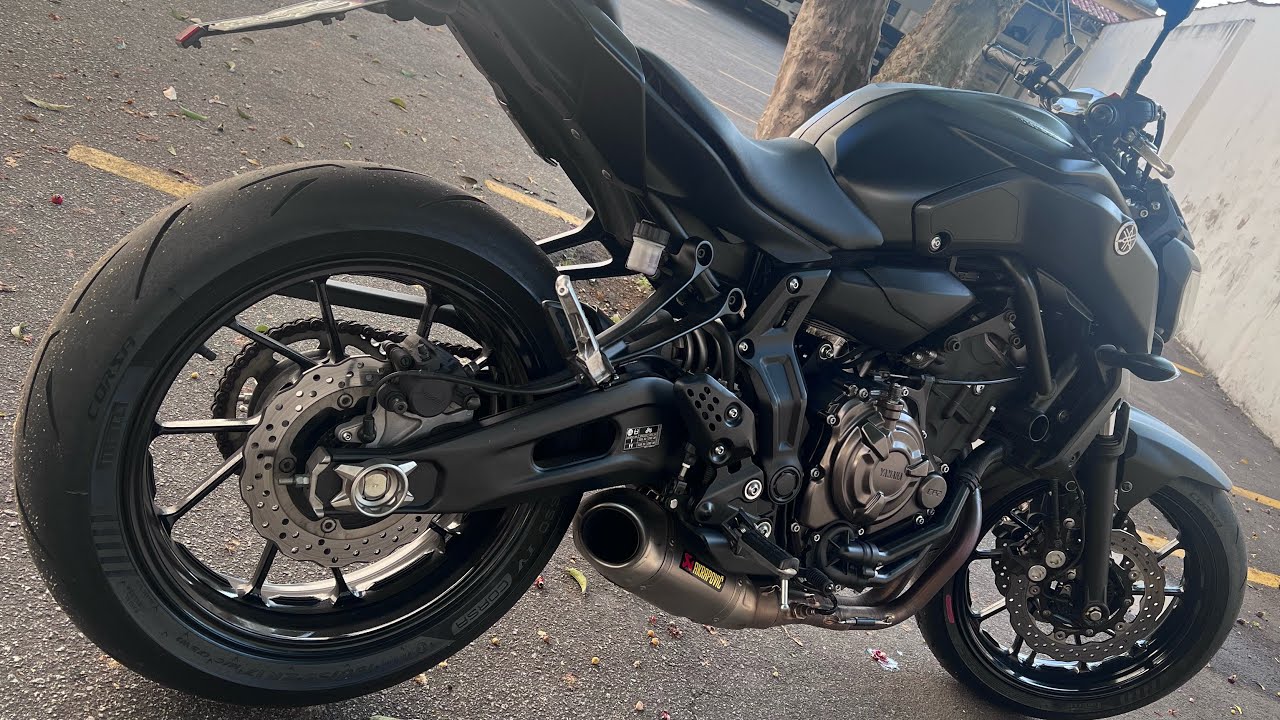 Pov: Mt 07 full akrapovic - YouTube