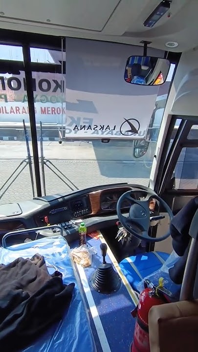 interior sugeng rahayu mercy mesin depan #sorotan #busmania #sugengrahayu #subscribe - YouTube