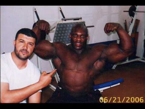 body builder no 1 in morocco with trevor crouch ifbb 2007 - YouTube