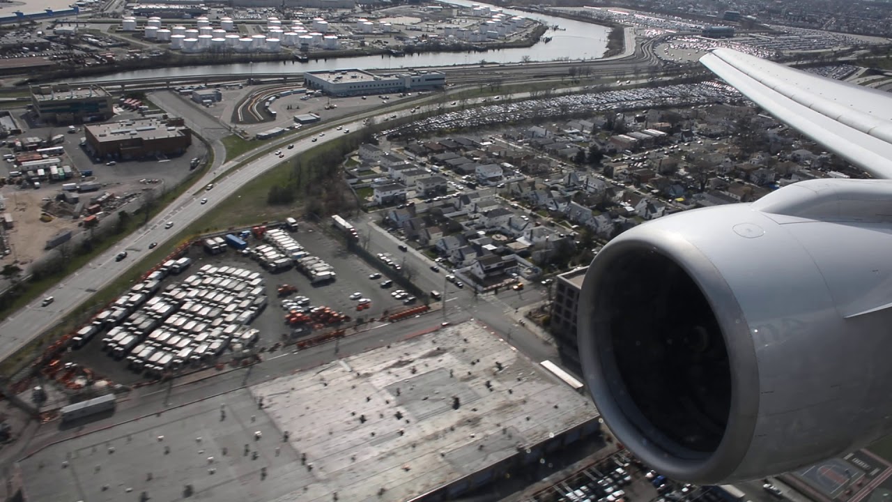 American 777 Canarsie Approach @ JFK. - YouTube