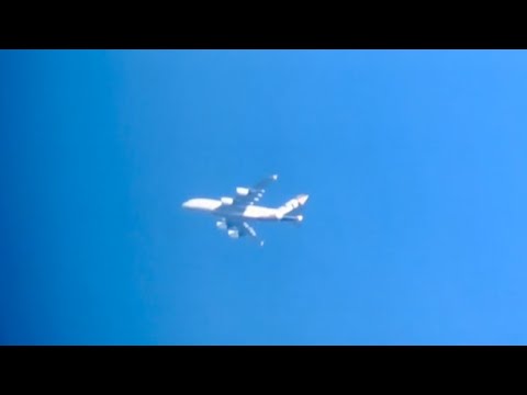 Etihad Airways Airbus A380-861 (EY1, A6-API) landing to JFK Airport ...
