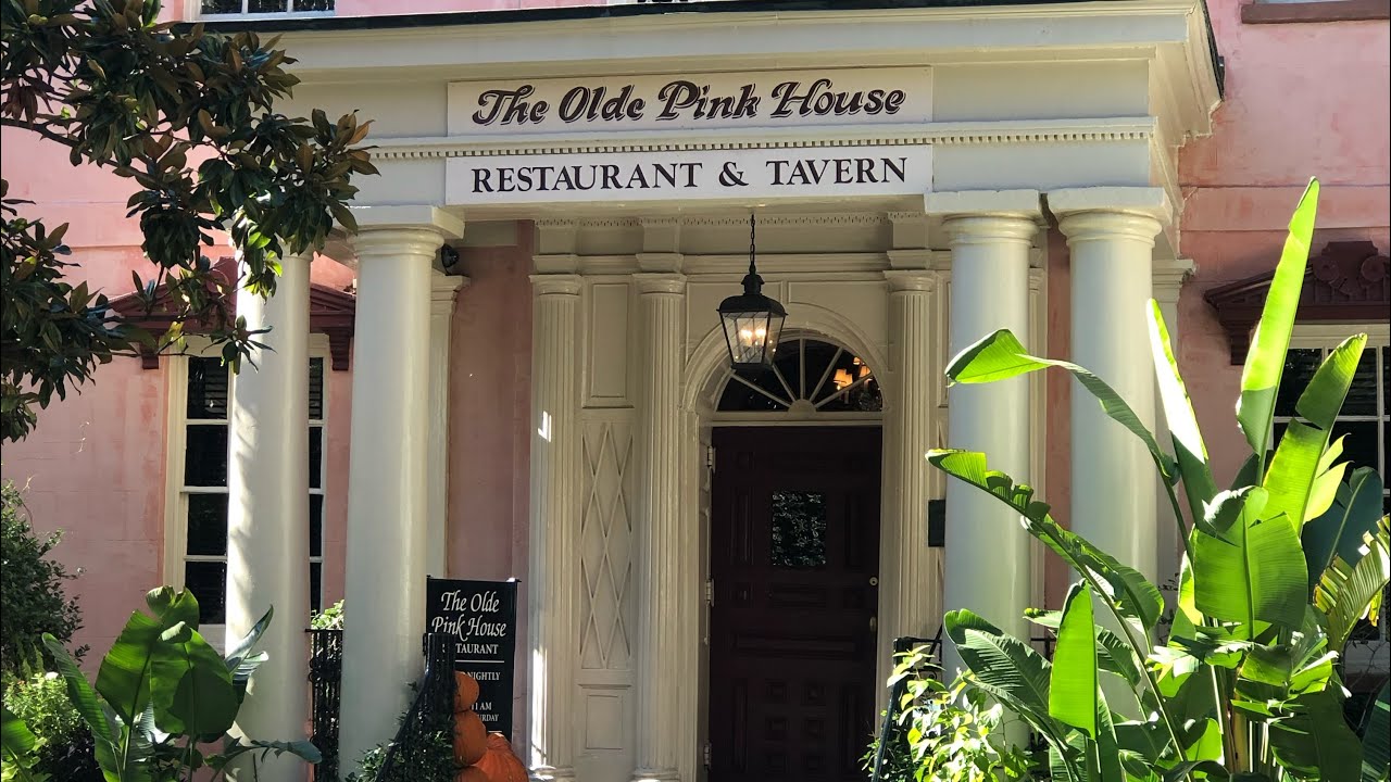 The Olde Pink House Southern Resturant Savannah, Georgia - YouTube