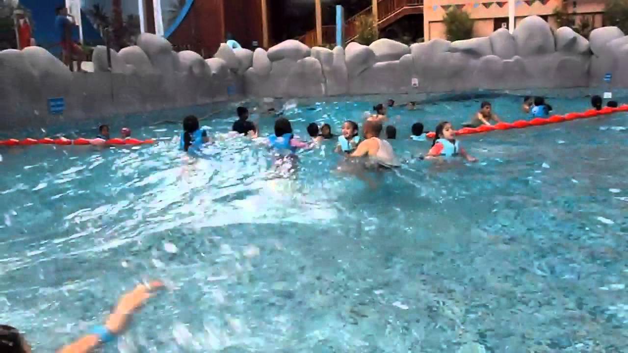 Wahoo Wave pool Bahrain 2014 - YouTube