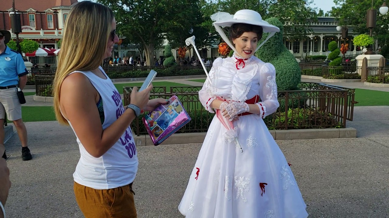 Meeting Mary Poppins at Magic Kingdom - YouTube