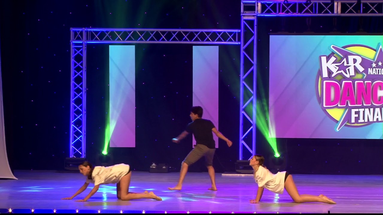 Hold Me While You Wait Jump Dance Studio - YouTube