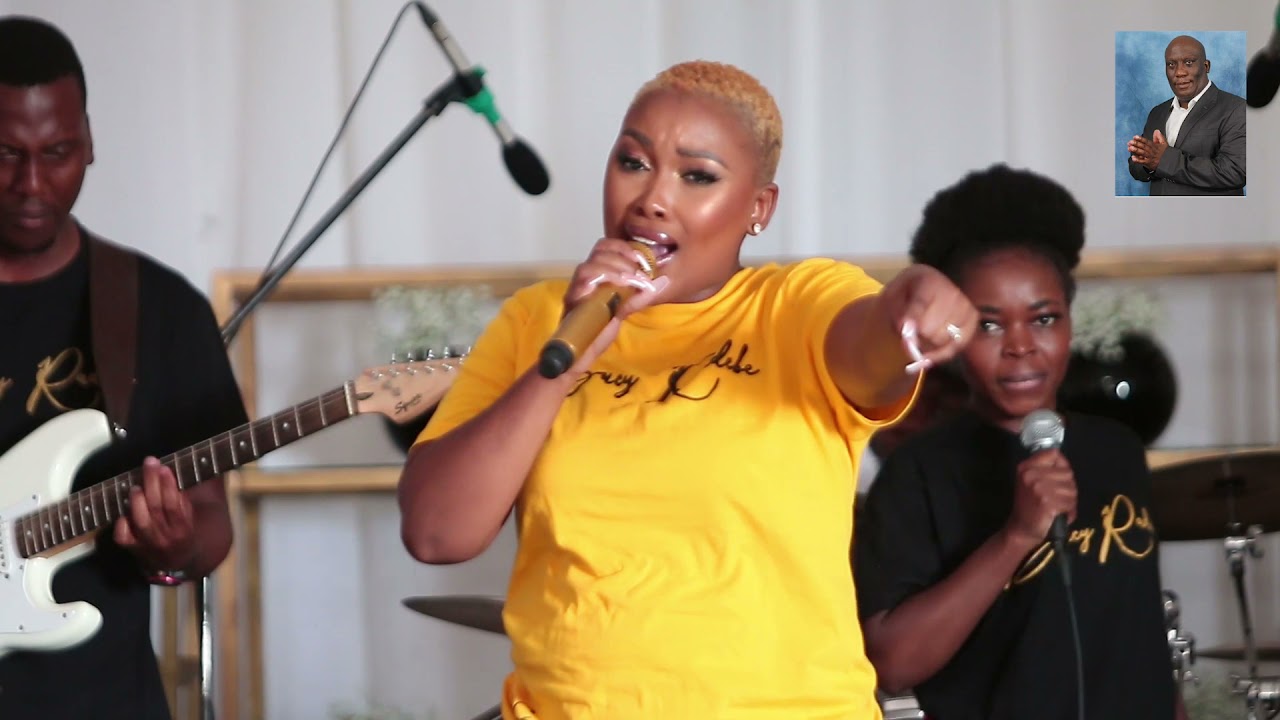 Bucy Radebe performing Akahlulwa at Mogodiris Residence in Rustenburg ...