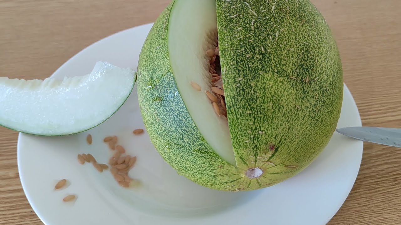 Green Limelon - more lime-y than the ripe one? - YouTube