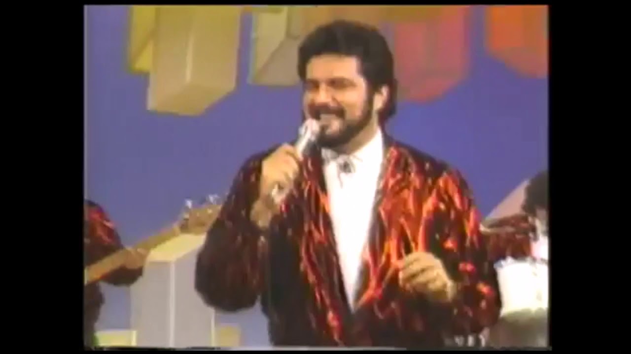 Manuela (Pop) Enrique Gonzales y deluxe - YouTube