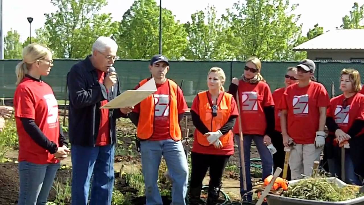 Al Radka Garden Clean Up.wmv - YouTube