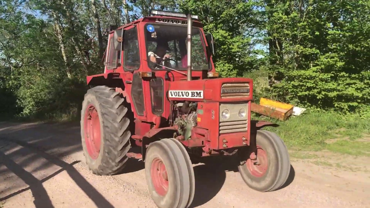 Volvo BM 500 med redskap - YouTube