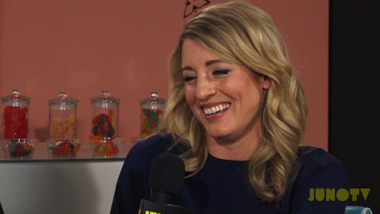 The Honourable Mélanie Joly Backstage at The 2017 JUNO Awards - YouTube