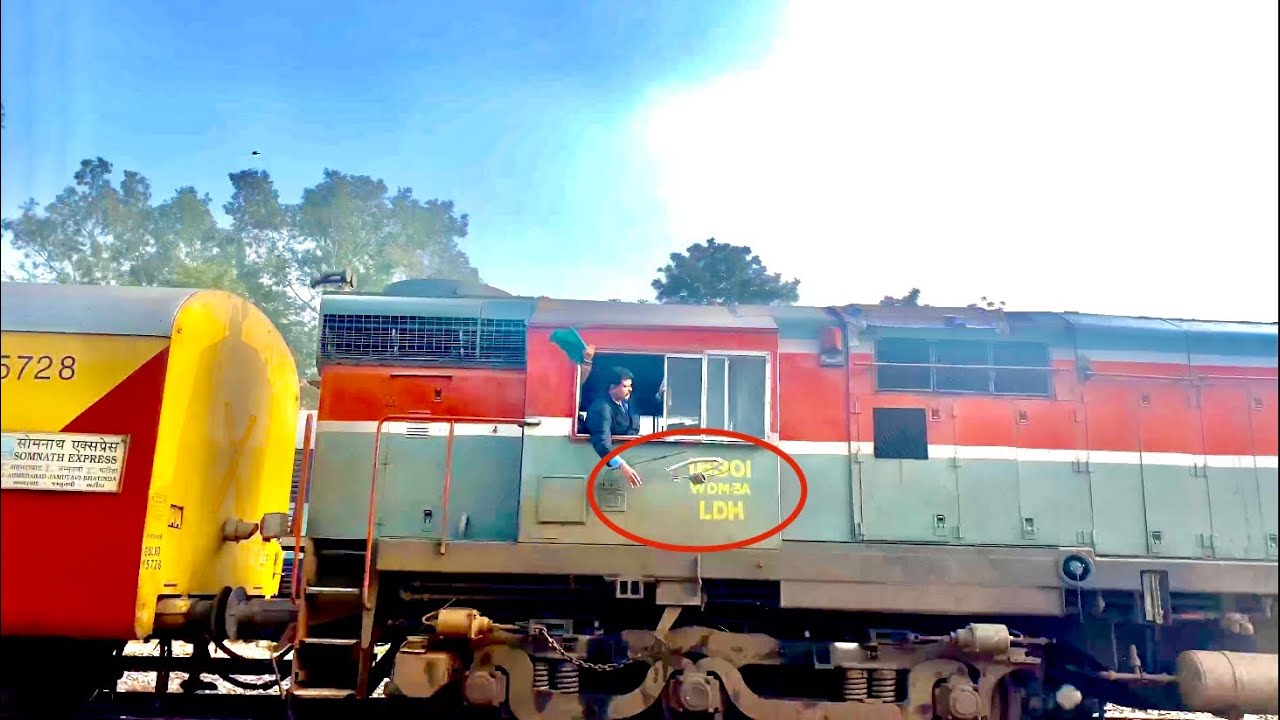 Awesome Token Exchange Moment in HD || Indian Railways || Single Line ...