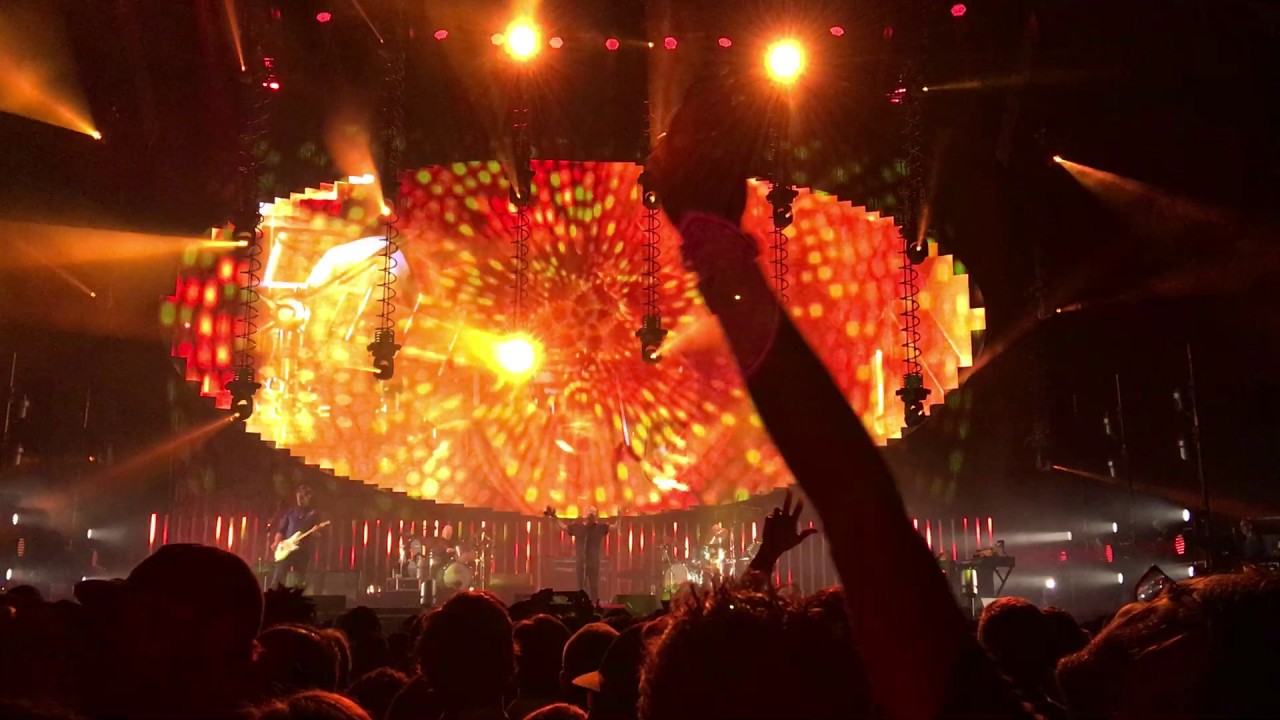 Radiohead. New Orleans, 2017. Lotus Flower - YouTube