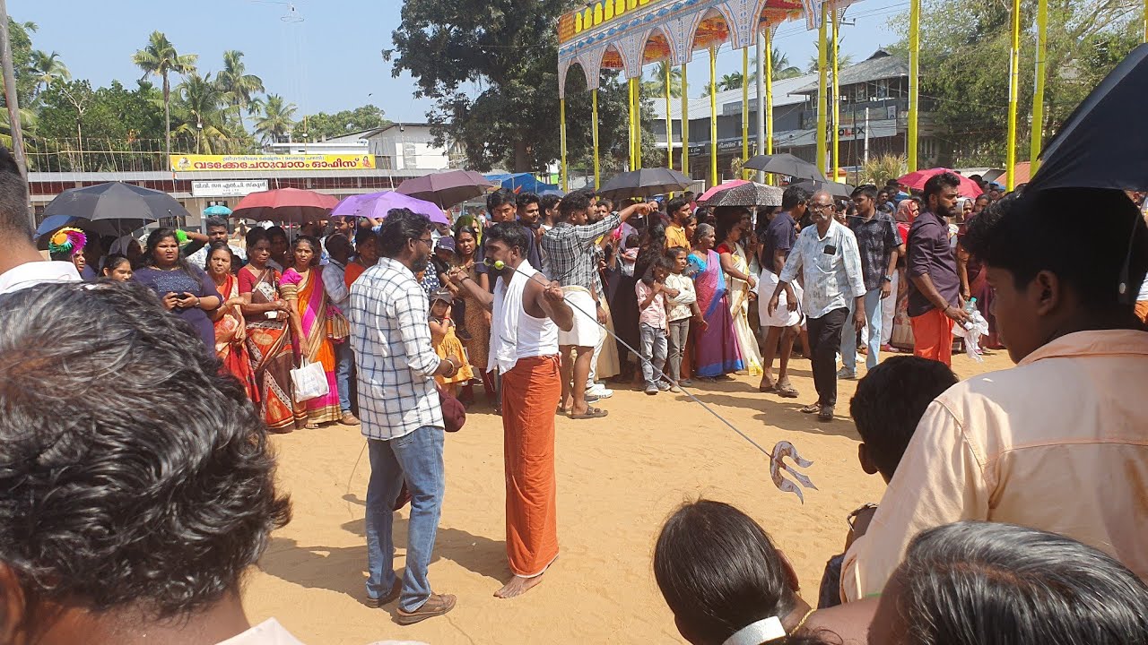 Thaipooya Kavadi Cherai temple 2024 - YouTube