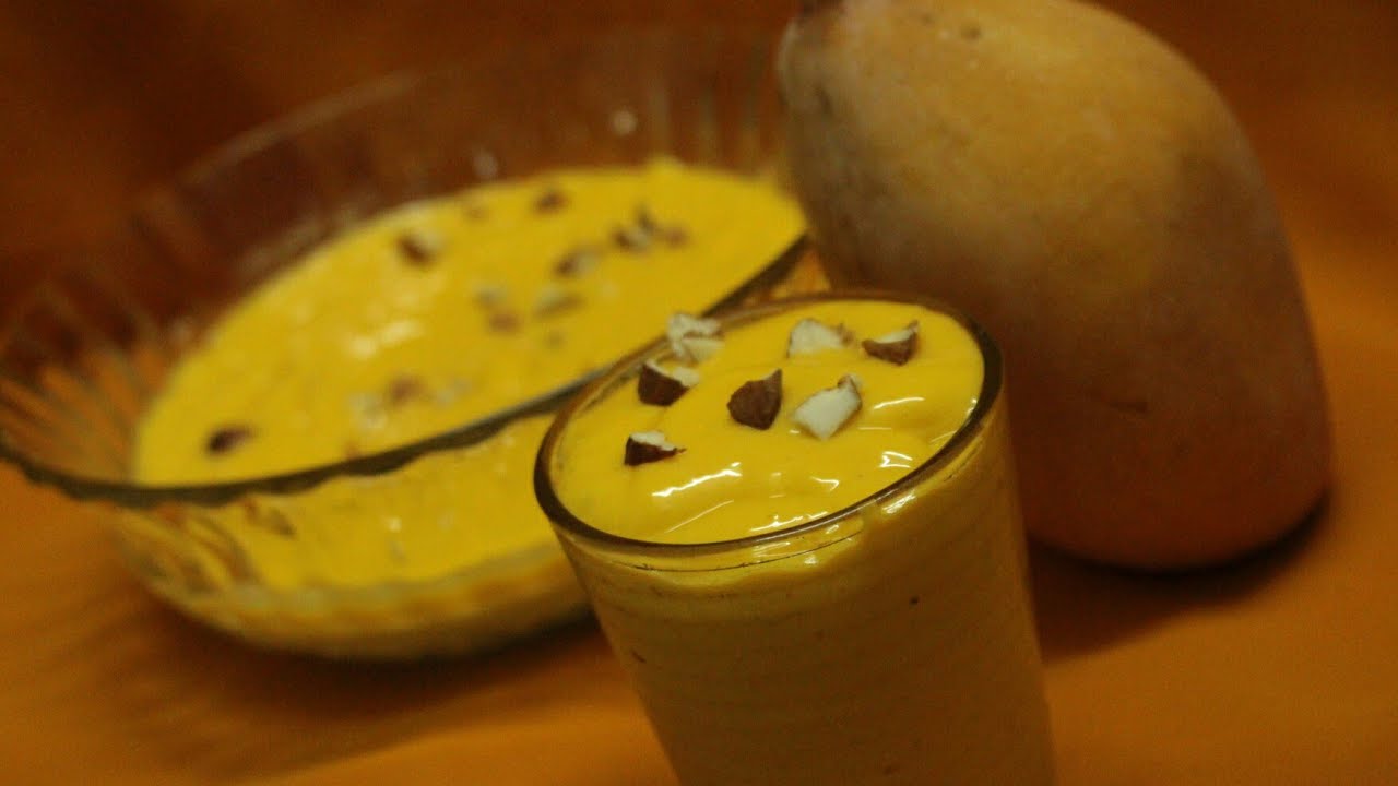 Frozen mango delight - Mango banana smoothie - Smoothie recipes - YouTube
