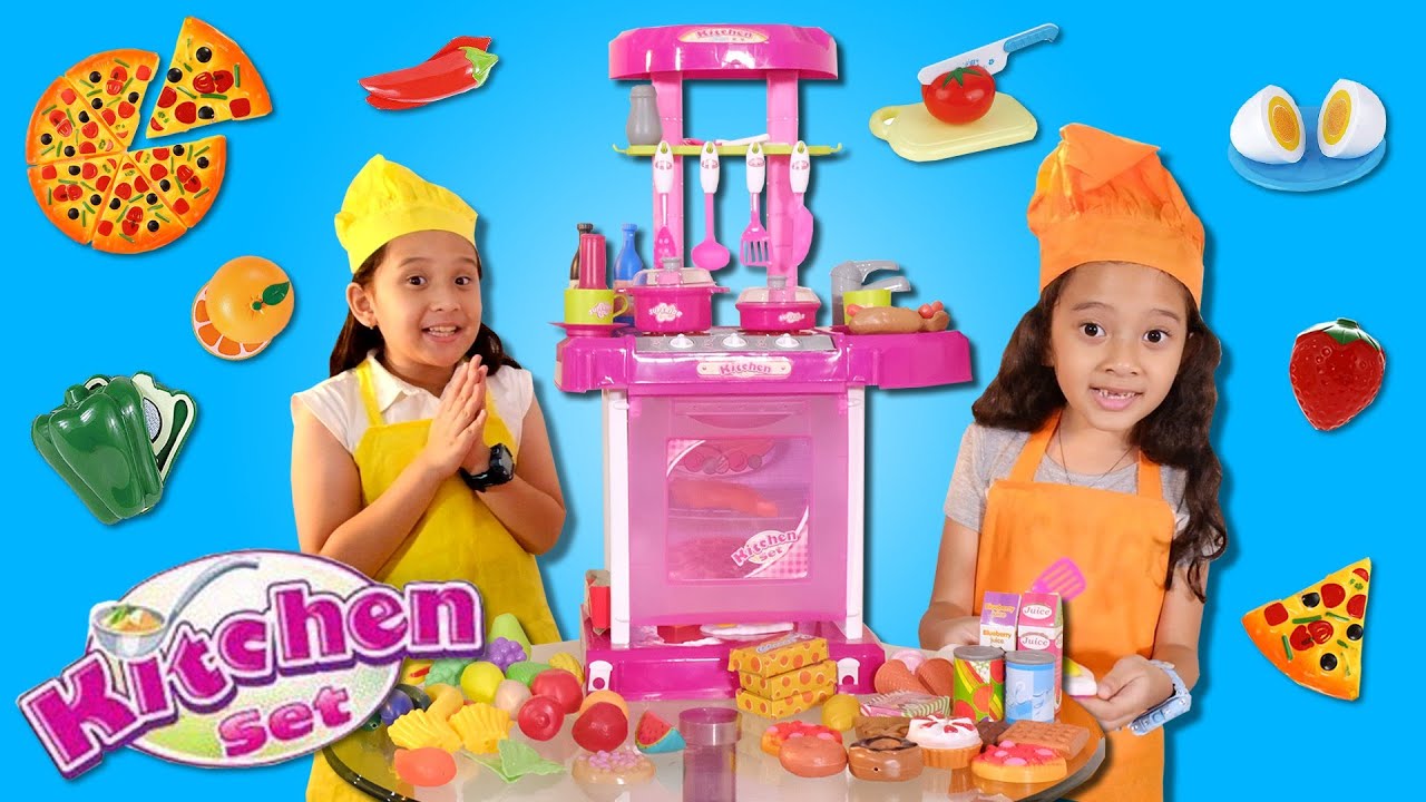 Aina & Alia Cooking With Kitchen Play Set And Food Toys - YouTube