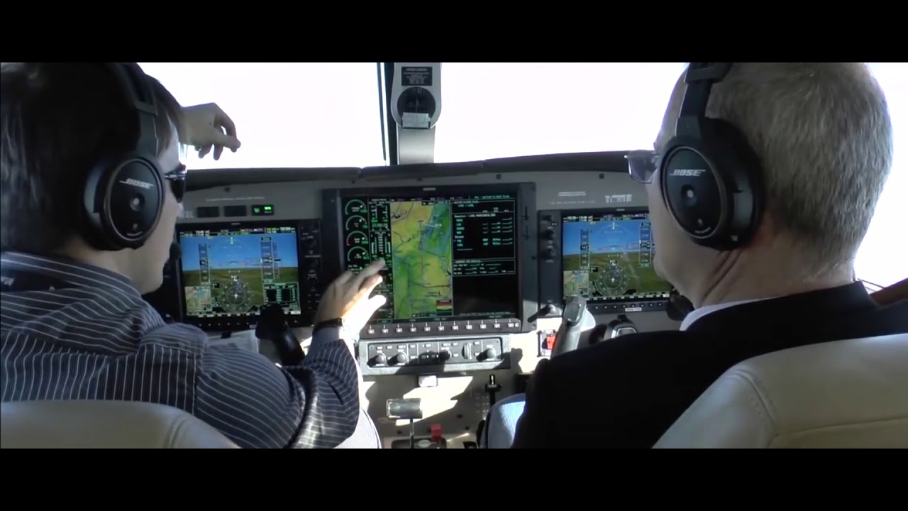 Become a Better Pilot with RWR Pilot Training - YouTube