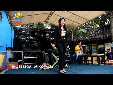 ERNA WIK WIK LIVE IN JR WATERBOOM