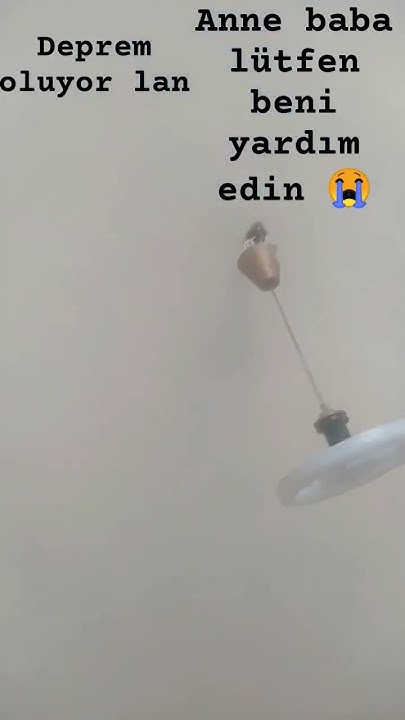 deprem oluyor ne yapacağımızı lütfen yorum yaz 😭🙏🏻🥺 - YouTube