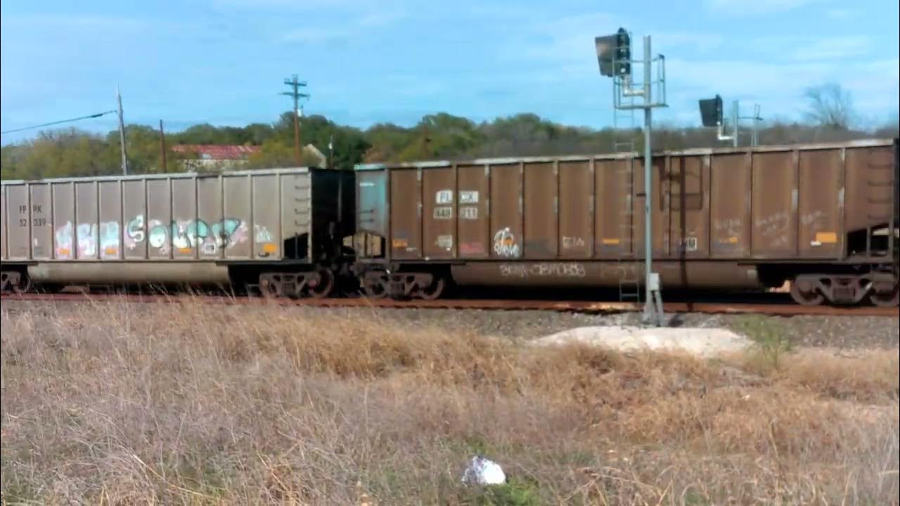 BNSF WB Empty Coal Train w/ 3 DPU Pushers in Kempner, TX 12/15/2023 - YouTube
