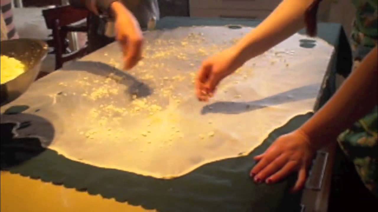 come hang out with us! making maznik - YouTube