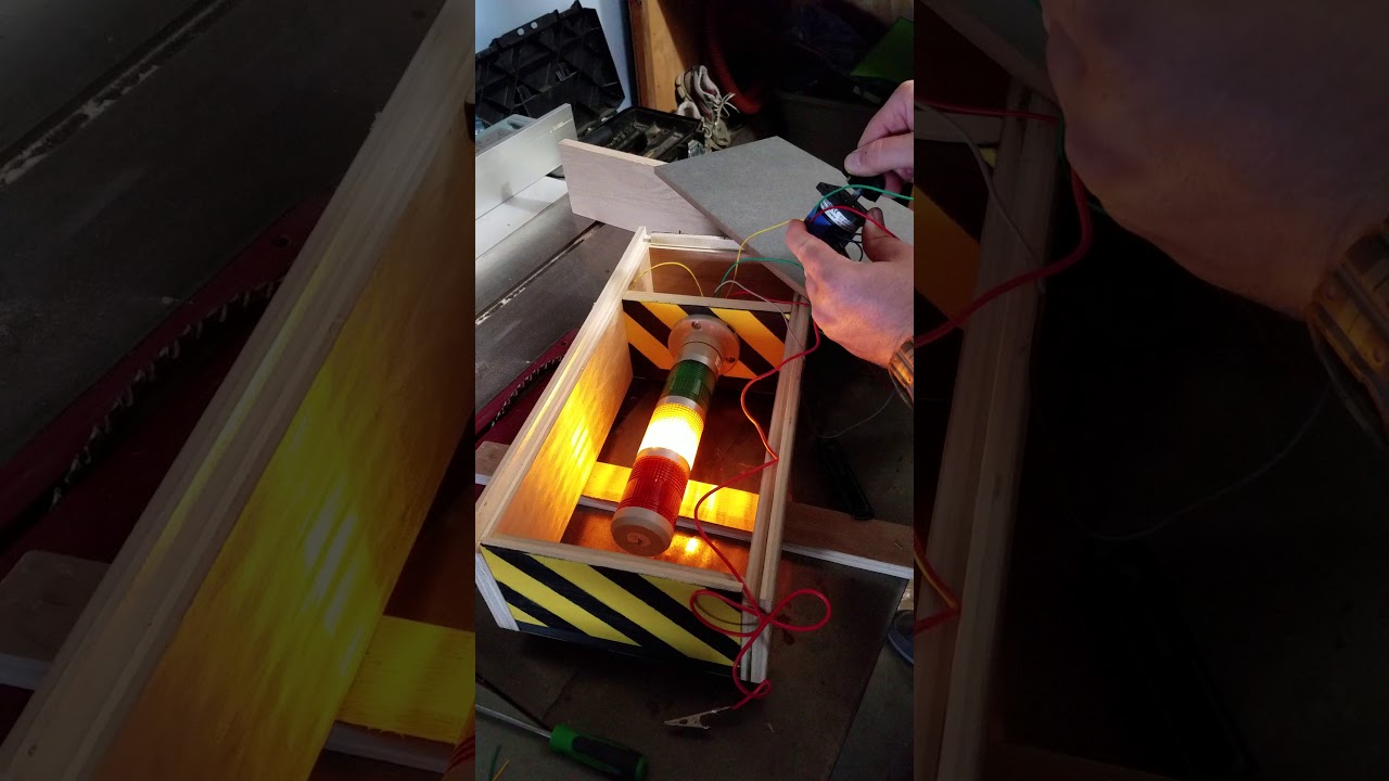 DIY Switch Controlled Classroom Volume Stoplight - YouTube