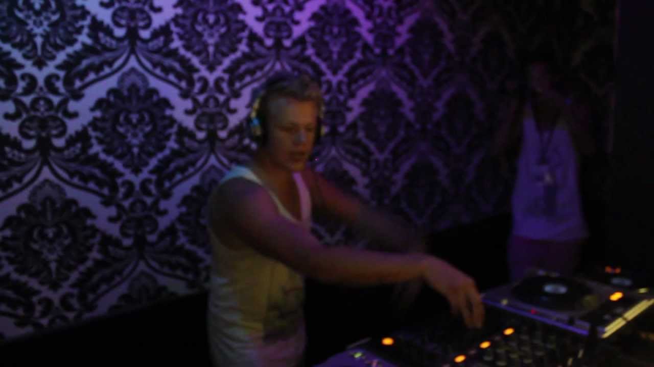 Dj Darcy B - Ibiza Summer Party 2012 HD - YouTube