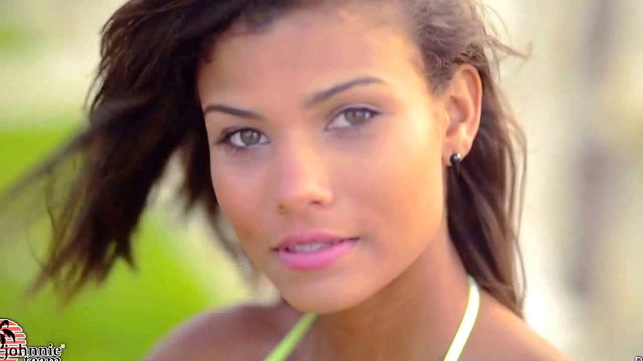 Micro Bikini Epic Vidoe