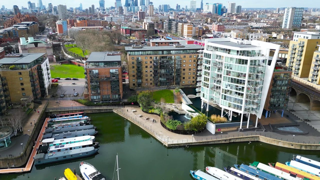 [4K] Limehouse Marina | London by Drone - YouTube