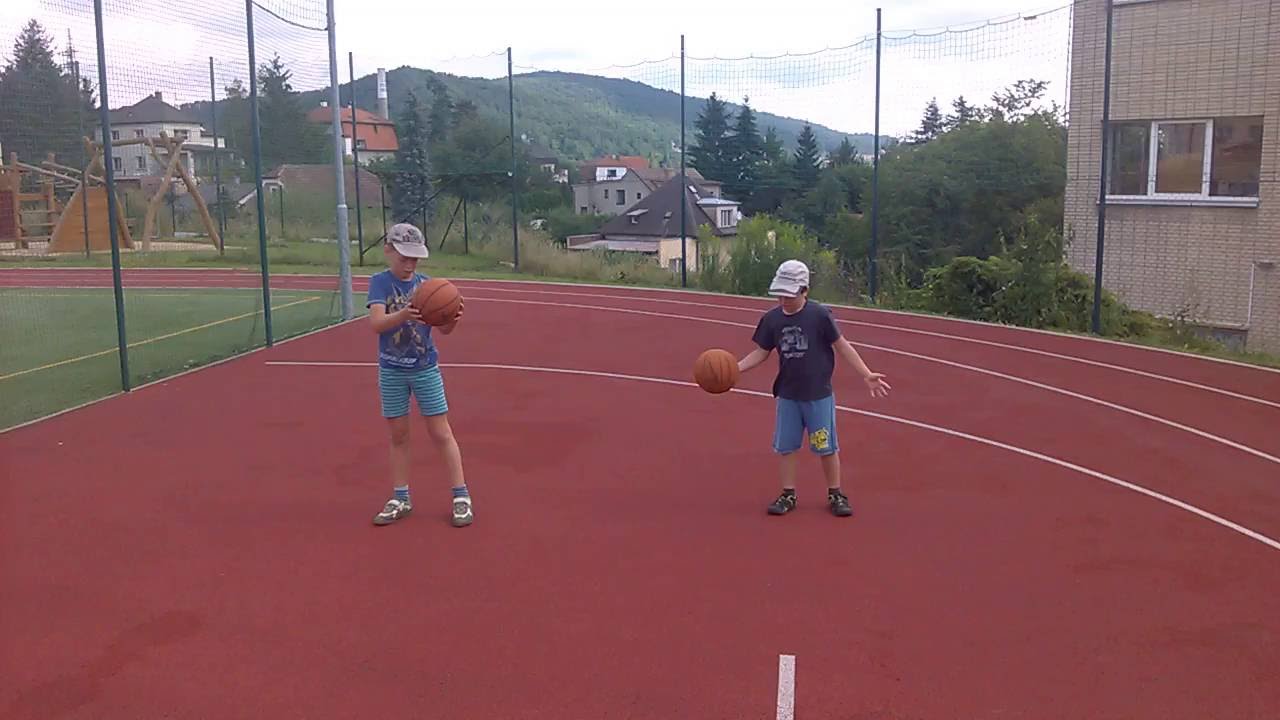 Combo (Ball Slaps/One Dribble) www.BasketballDrills.cz - YouTube