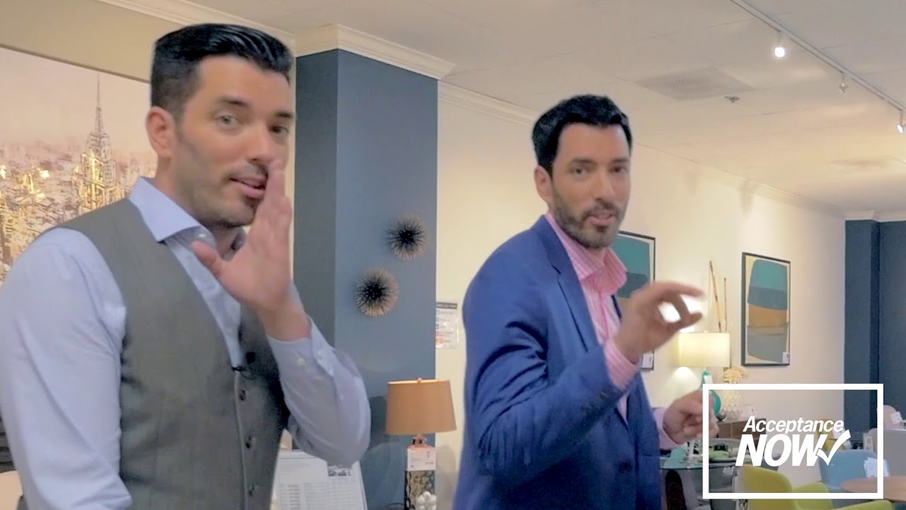 Scott brothers tour showroom to reveal ‘favorite things’ - YouTube