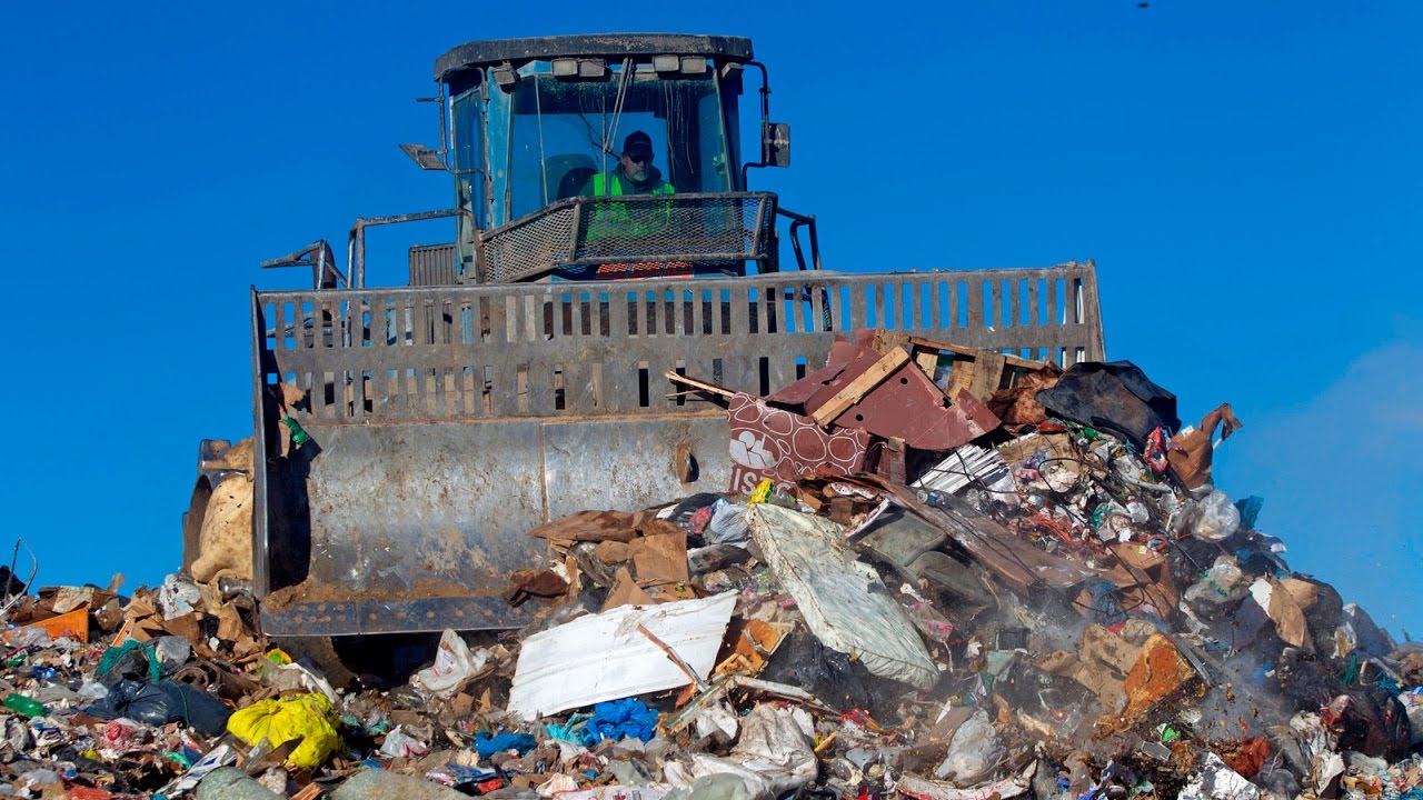 Dirty Jobs Video: Milner Butte Landfill - YouTube