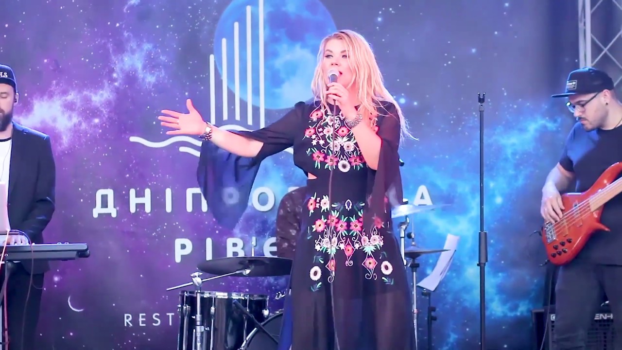 ANELLA - Світ на долоні (Live) - YouTube