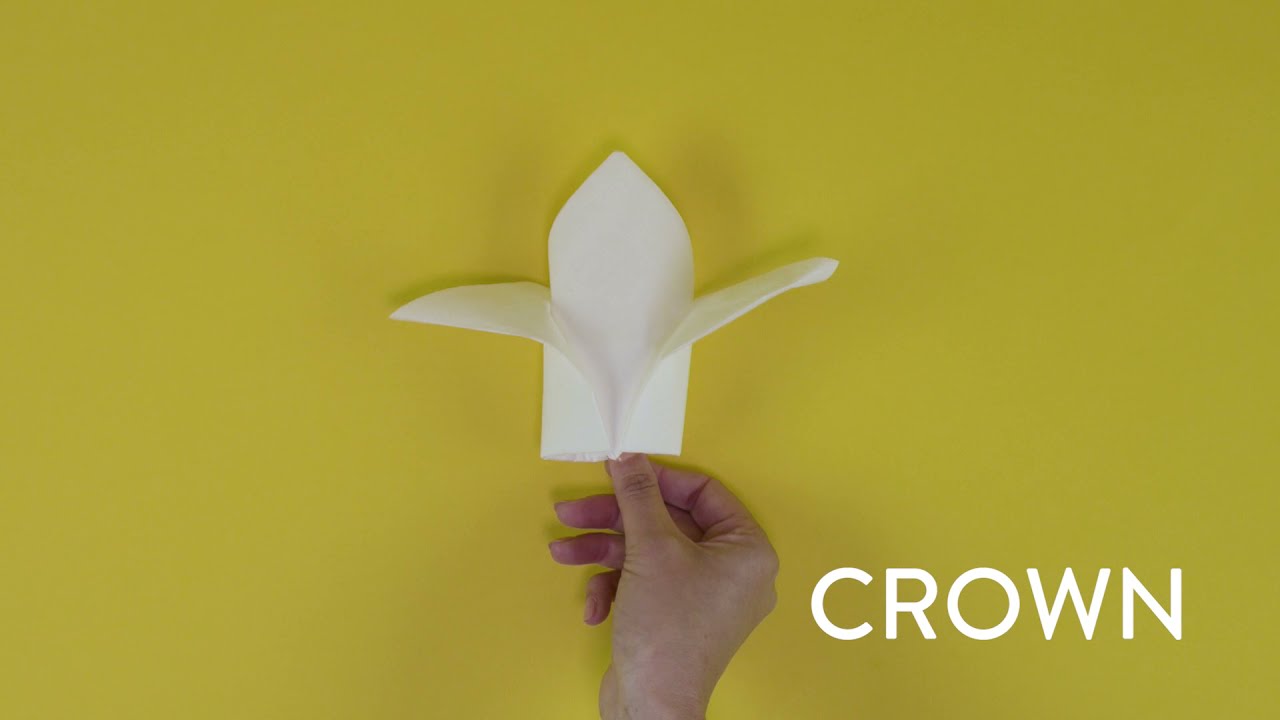 Crown Napkin Fold - YouTube