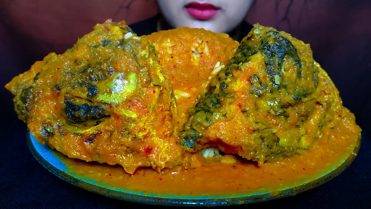Eating Spicy Fish Head Curry With Rice | Ripa Eats - YouTube