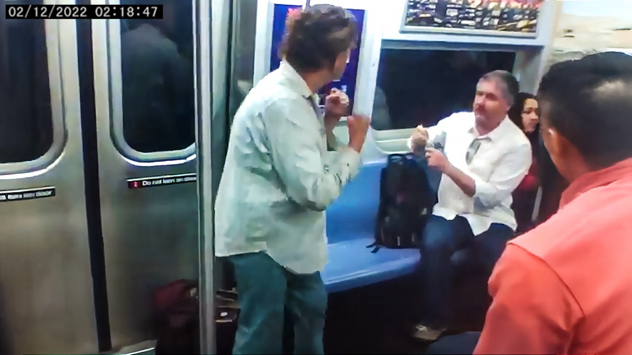 30 Terrifying NYC Subway Moments Caught on Camera (Part 2) - YouTube