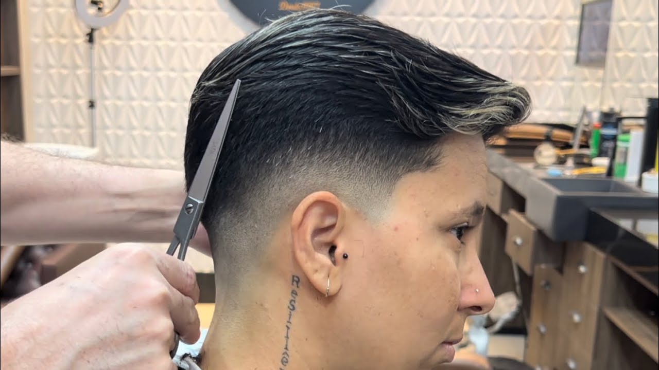 Degradê mid fade | como fazer pente corrido na conexão | adailton barbearia - YouTube
