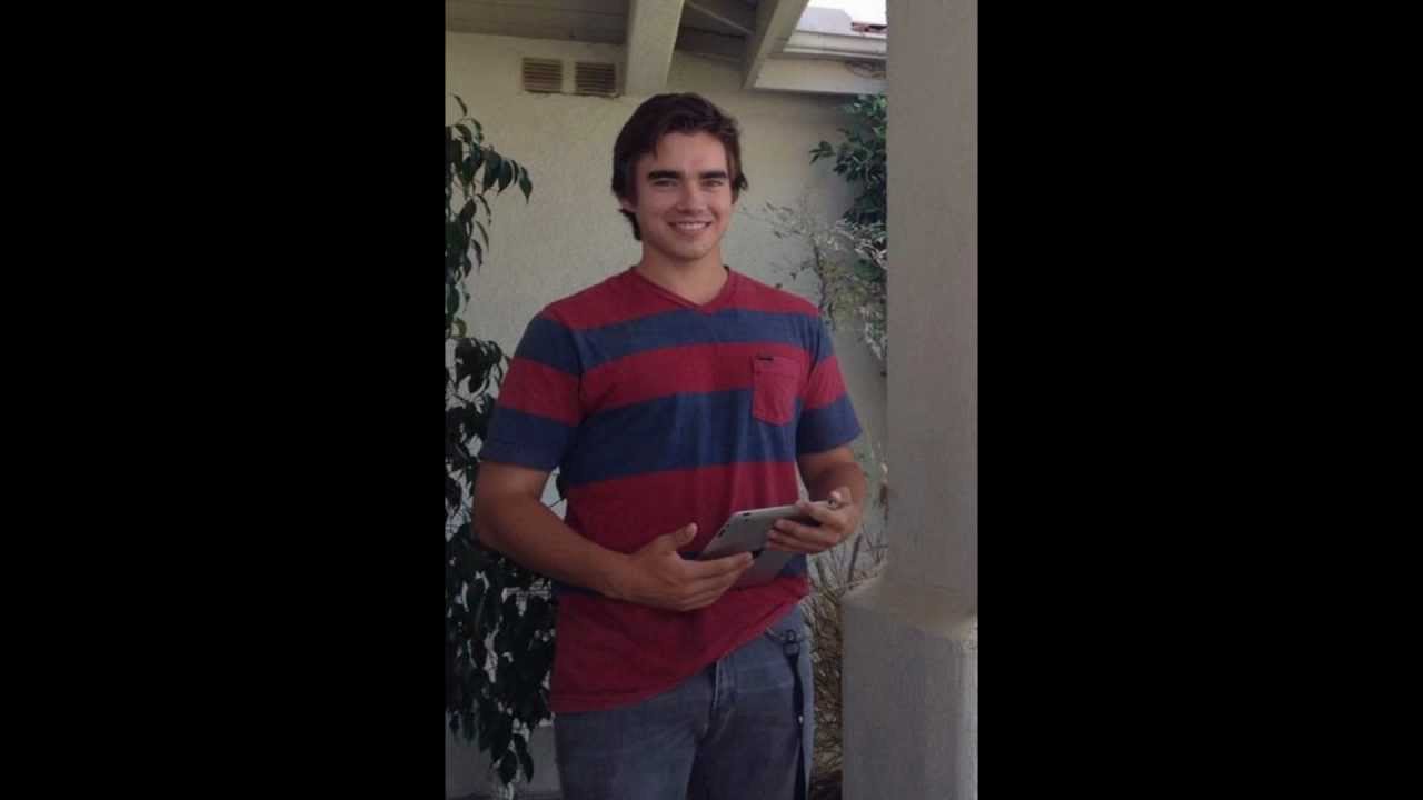 Troy, Justin, & Colton's Faces REVEALED! (TWD98) - YouTube