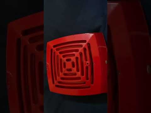 Edwards adaptahorn in march time - YouTube