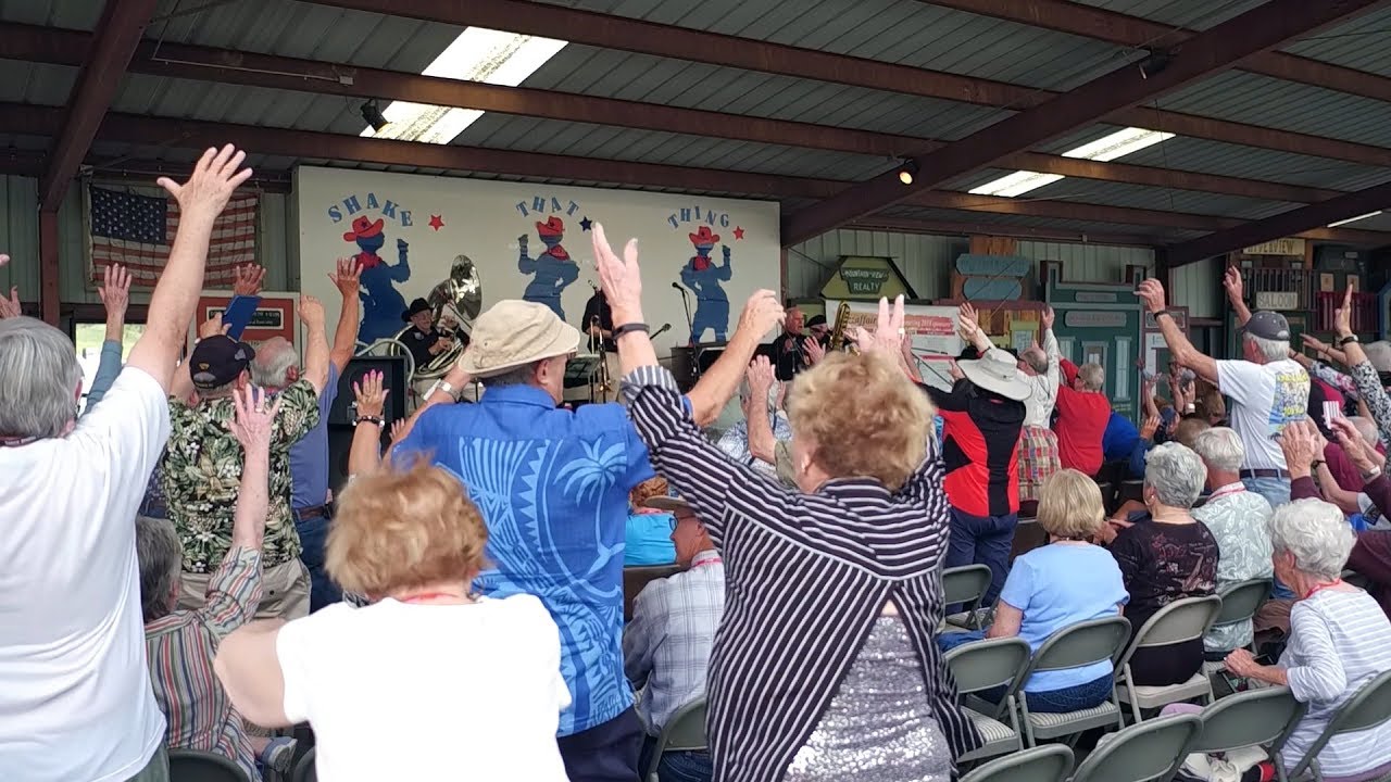 YELLOW DOG BLUES by the High Sierra Jazz band at 2018 Jazzaffair in ...