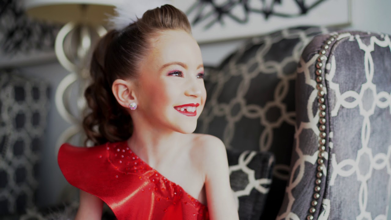 All I want for Christmas Is You - Mark & Stella Christmas Jive - YouTube