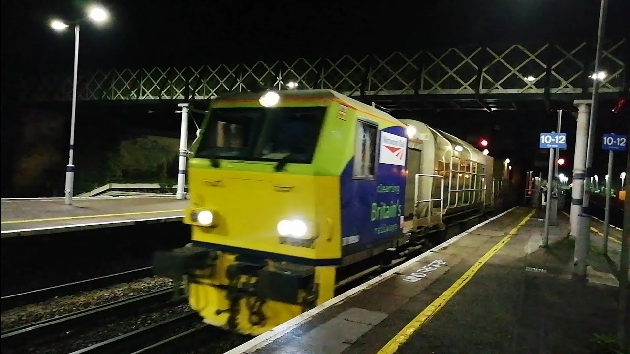 DR 98980 ARRIVES AND DEPARTS AT FAVERSHAM STATION 2/12/19 - YouTube