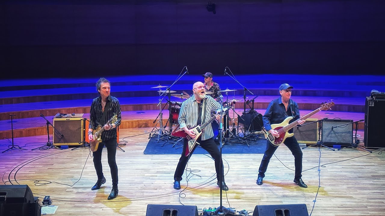 Wishbone Ash - Phoenix (15.04.2023 CSO Ada Ankara) - YouTube
