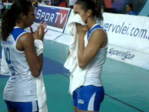 Dani Lins a mais gata do volei brasileiro.