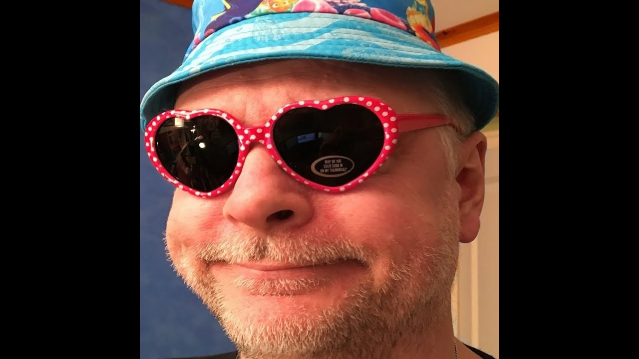 Washed polish monkey gets fragged - YouTube