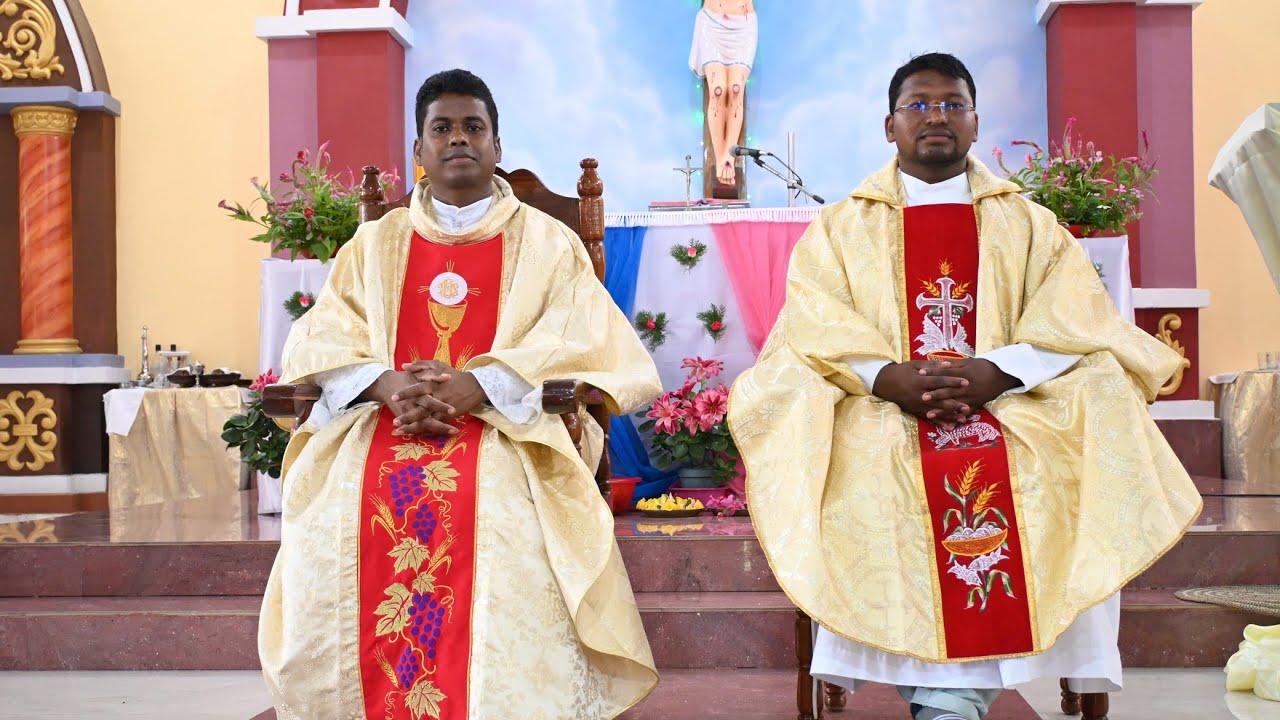 Ataṅ Daram/ Fr. Joseph Baskey ar Fr. Raphael Raja Marandi/ St. Mary's ...