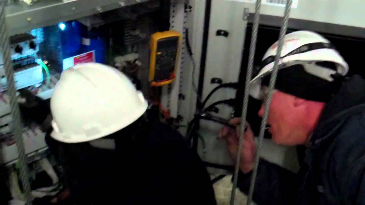 Day in the life of a wind turbine tech for Basin Electric - YouTube